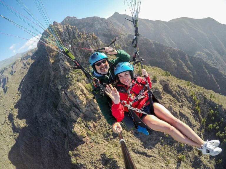 Tenerife: Acrobatic Paragliding Tandem Flight - An In-Depth Look at the Tenerife Acrobatic Paragliding Experience