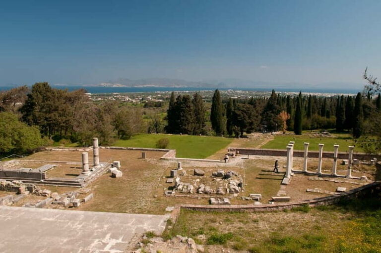 The Asclepieion at Kos: From Healing Gods to Medicine - Who should consider this tour?