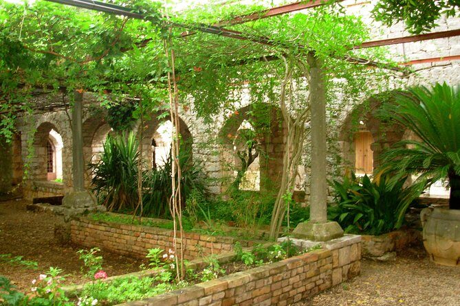 The Best of Hvar Small Group Tour with Wine Tasting and Dinner - Embracing Nature: Lavender Fields and Beyond