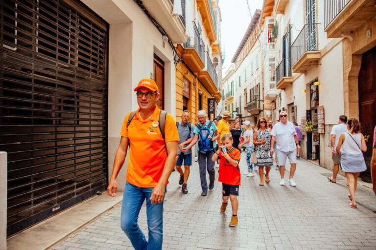The Best of Palma: Boat trip, Walking tour and Cathedral - The Practical Side — What’s Included and What’s Not