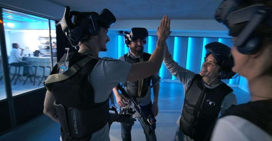 The Hague Downtown: VR Zombie Shooter 2 - 4 people - FAQ