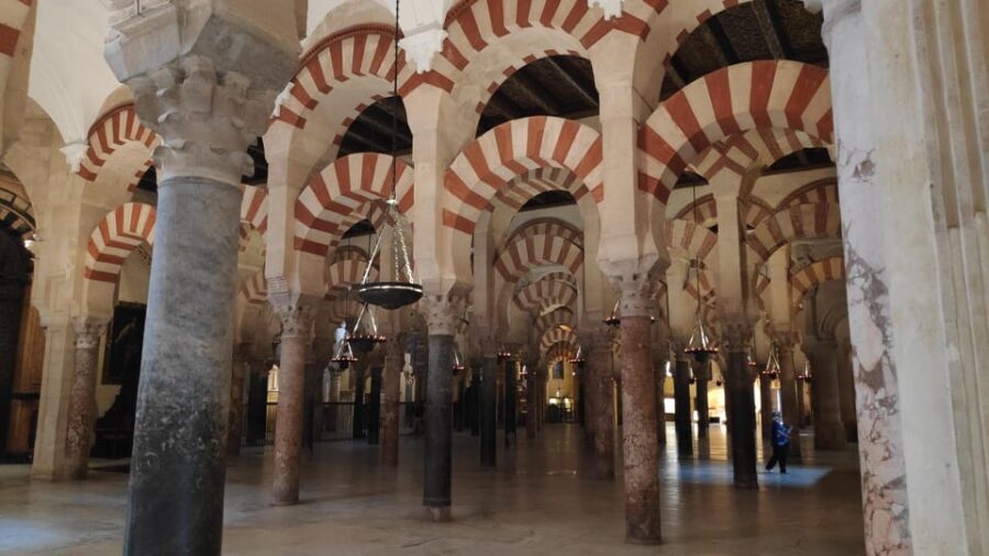 The jewel of Cordoba: Mosque-Cathedral Guided Tour - Why This Tour Offers Great Value
