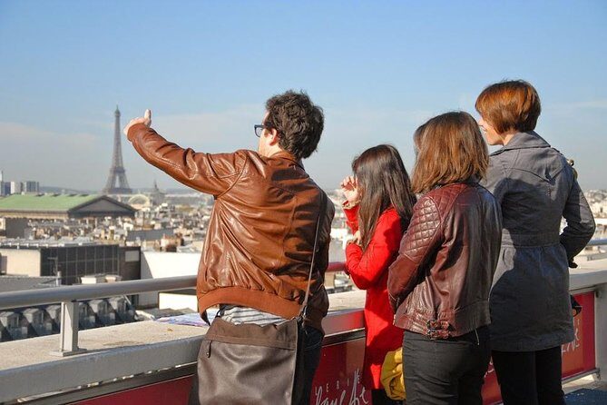 The Local Paris Experience: an off-the-beaten-track adventure! - A Day Filled with Neighborhoods and Parks
