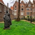 The True Story of Anne Frank's Diary Private Guided Tour - Exploring Amsterdam’s Jewish Quarter and Anne Frank’s Story