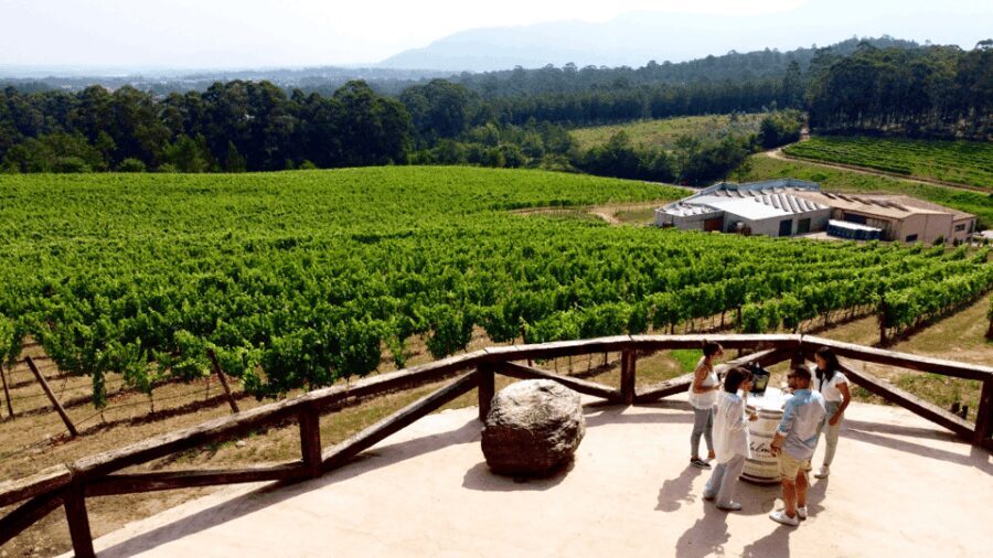 The Valmiñor viewpoint - Practical Details and Value