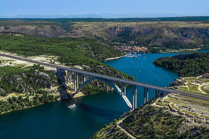 The Wonder of nature route - Panoramic Flight over Plitvice Lakes & Krka NP - Key Points