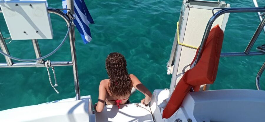 Thessaloniki: Half-Day Sailing Cruise to Shipwreck Bay - Analyzing the Experience: A Deep Dive into the Cruise