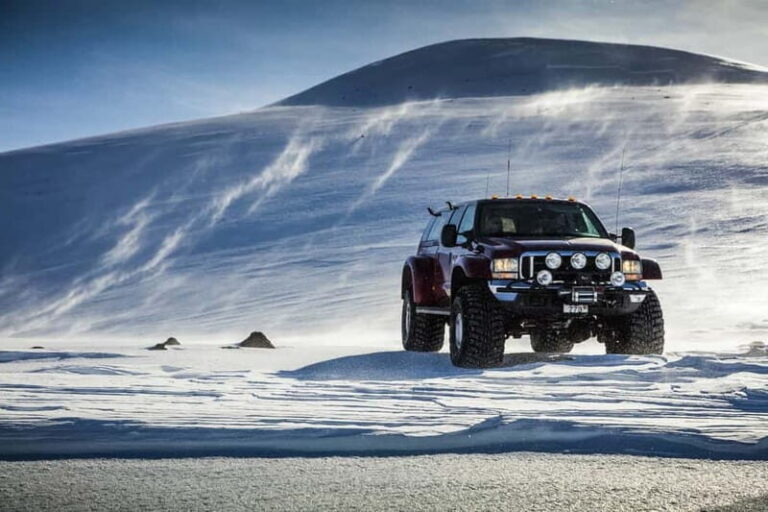 Thórsmörk Super Jeep Day Tour : From Hvolsvöllur - An Adventure Into Iceland’s Wild Heart