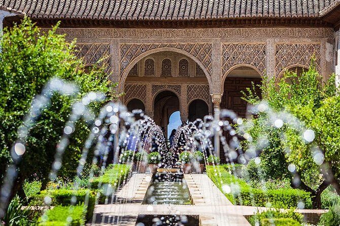 Tickets included: Alhambra (Gardens) - Who Is This Tour Best For?