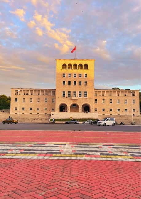 Tirana Highlights: A Walking Tour with a Local Guide - What Makes This Tour Stand Out