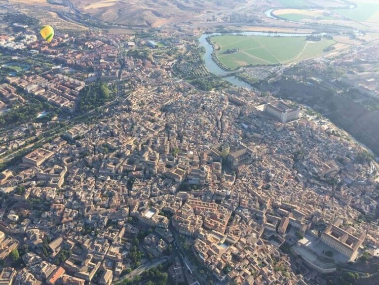 Toledo: Hot Air Balloon Ride with Spanish Breakfast - What Are the Key Points?