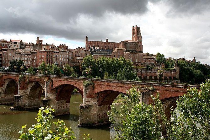 Toulouse : Albi and Cordes/Ciel Day Trip with audio guides - Key Points