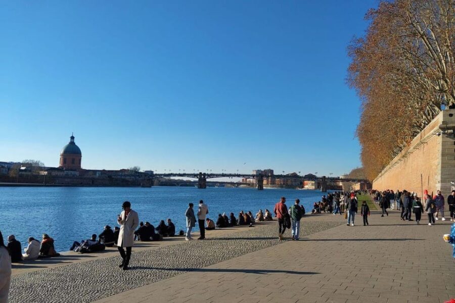 Toulouse panorama, electric bike ride and cable car - In-Depth: What’s Included and What’s Not