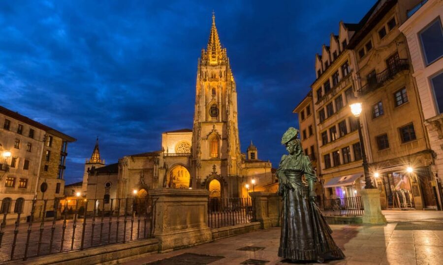 Tour de los misterios y leyendas de Oviedo - The Itinerary: A Nighttime Journey Through Oviedo’s Hidden Stories