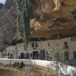 Tour in Ronda with Guided Visit and Setenil de las Bodegas - Transportation and Group Dynamics