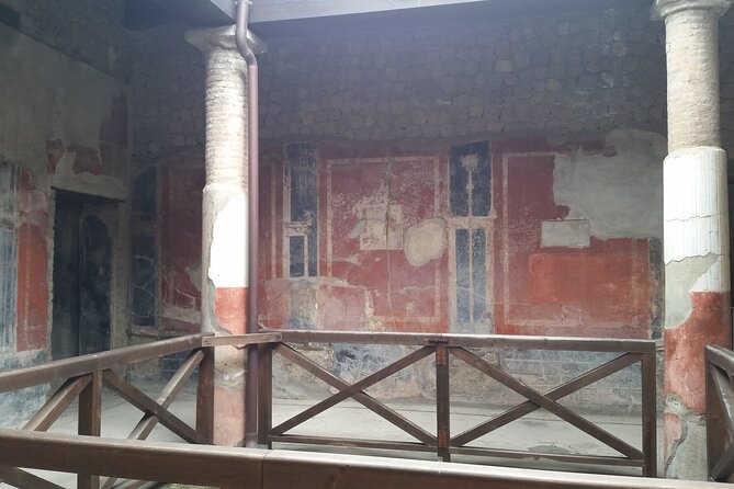 Tour in the roman villas of Stabiae with an archaeologist. - A Closer Look at the Roman Villas of Stabiae with an Archaeologist