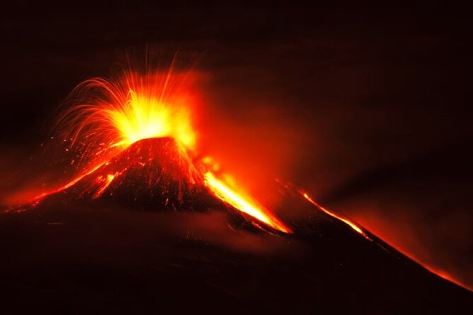Tour of Etna on foot, food and wine tasting in the Etna winery - Key Points