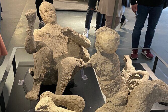 Tour of Pompeii Excavations with Holy Door Visit of the Shrine - Discovering Pompeii with Local Expertise