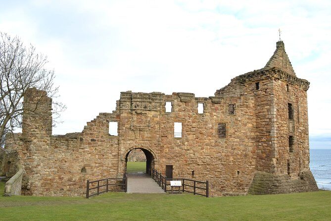 Tour of St Andrews and Historic Fife Small Group Tour - The Sum Up
