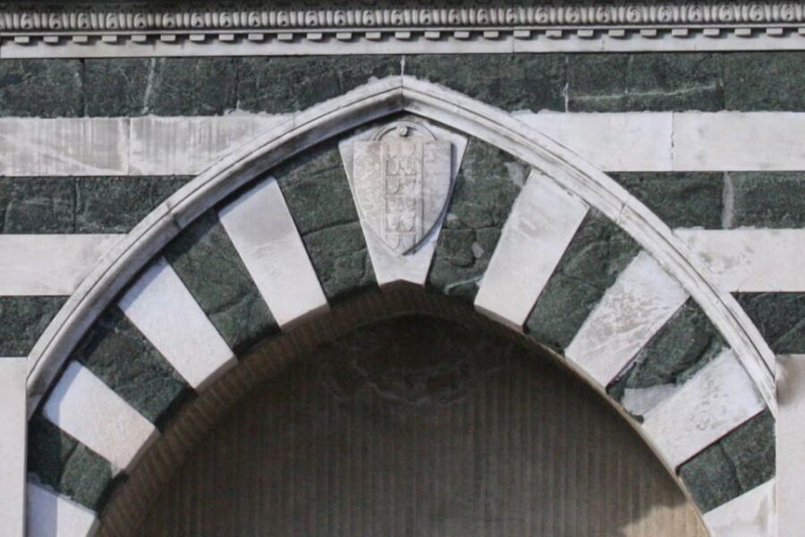Tour of the Mysteries and Legends of Florence - A Closer Look at the Tour Itinerary