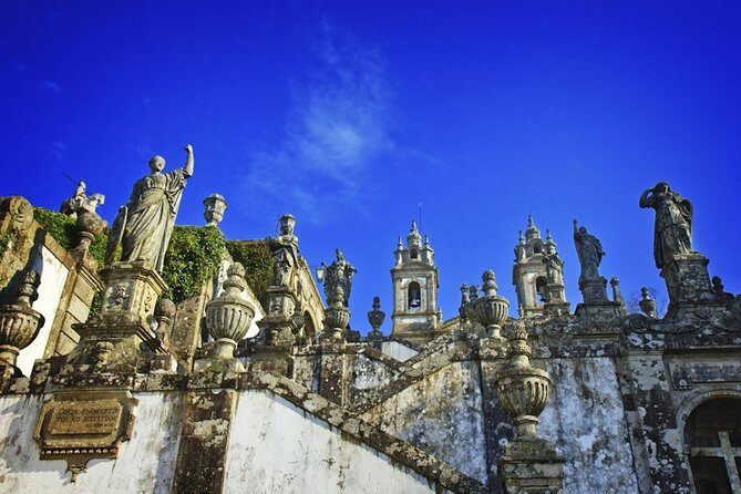 Tour to Braga and Guimarães with historian - In-Depth Itinerary Breakdown