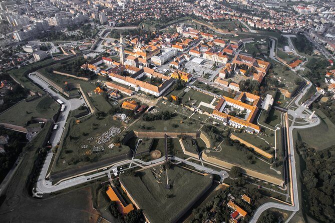 Tour to Corvin Castle in Hunedoara & Alba Iulia - Itinerary Breakdown