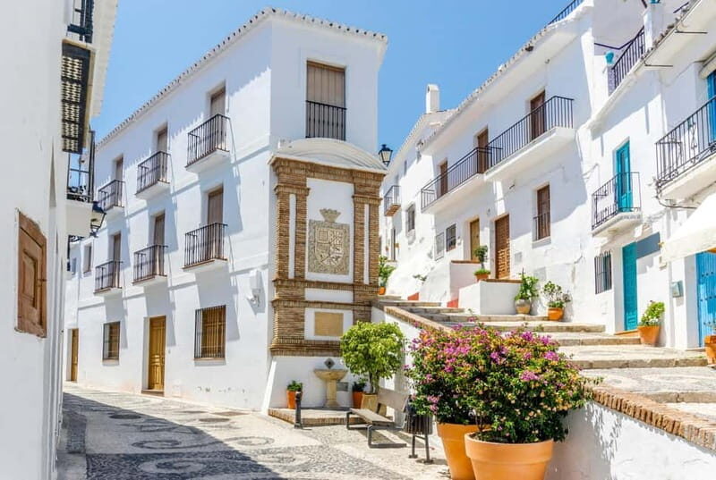 Tour to Nerja's Caves, Nerja city and Frigiliana - Practical Details and Tips