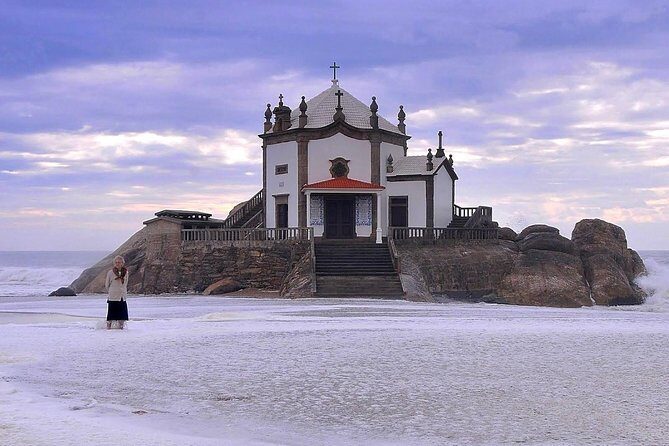 Tour/transfer Porto Compostela or vice versa - Exploring the Itinerary