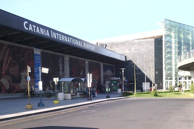 Transfer From Catania Airport to Taormina and surrounding Villages - Key Points