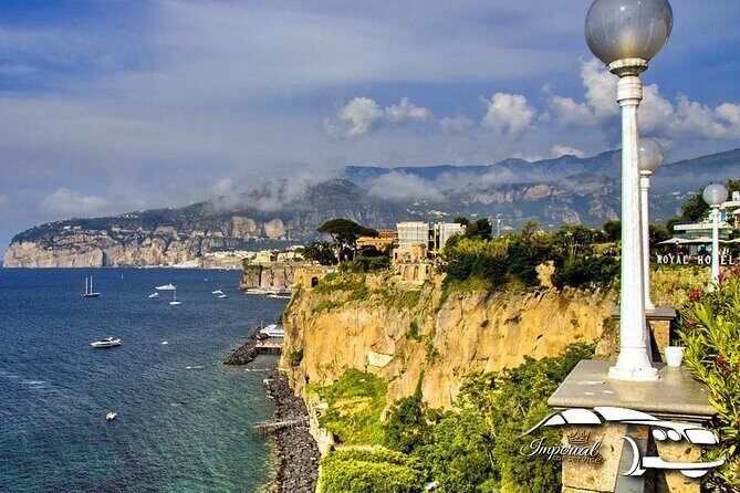 Transfer from Sorrento to Naples ( Naples to Sorrento too) - The Experience: What to Expect