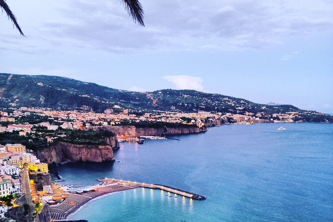 Transfer private from Positano to Naples or viceversa - Introducing the Private Transfer from Positano to Naples (or vice versa)