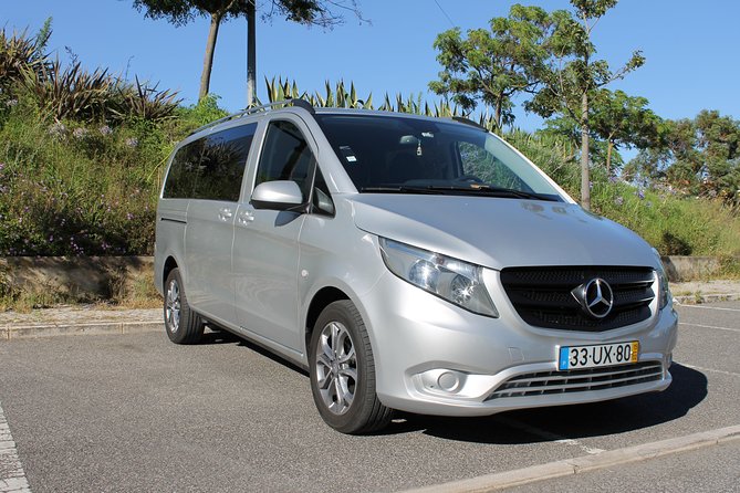 Transfer Tour Porto/Lisbon with 2 stops options Óbidos, Nazaré, Fátima, Coimbra - Key Points