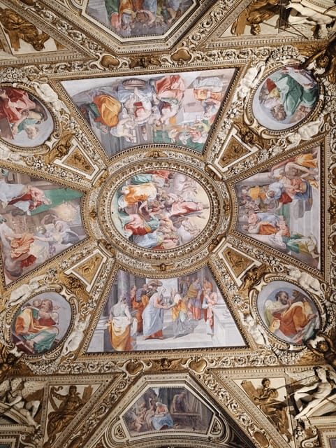 Trastevere, the neighborhood of the first Christians - Experience Overview