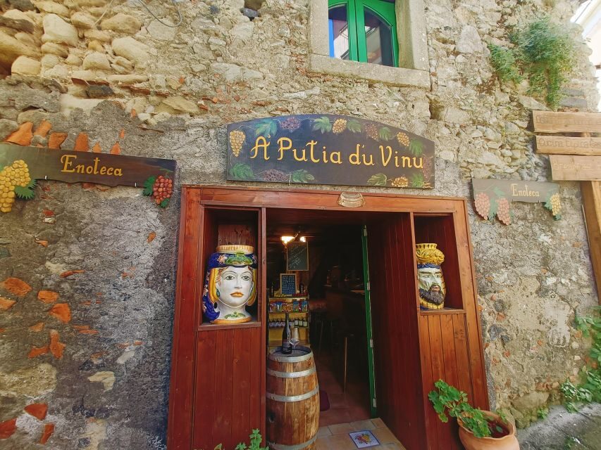 Trekking del Borgo in the village - A Walk Through the Medieval Heart of Sicily