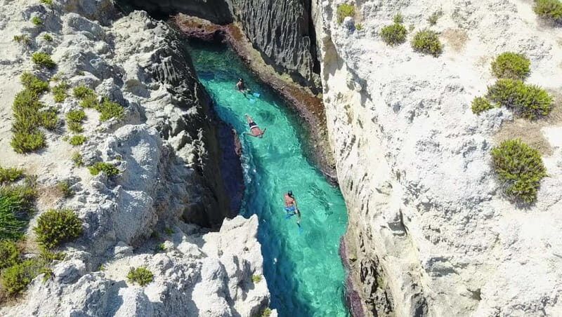Tropea: Boat Tour on the Coast of the Gods - maximum 12 people on board - The Itinerary in Detail