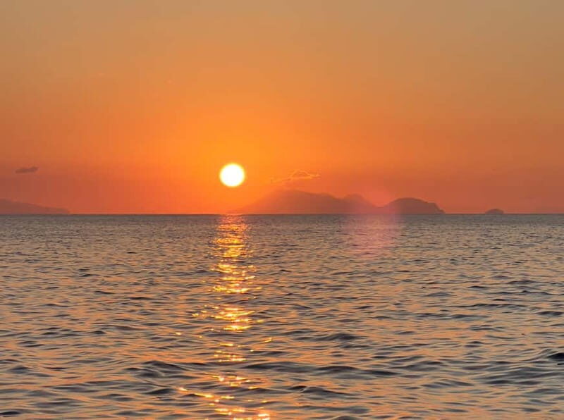 Tropea: Exclusive Sunset Tour with Rich Aperitif; Wonderful! - What You’ll Love About This Sunset Cruise