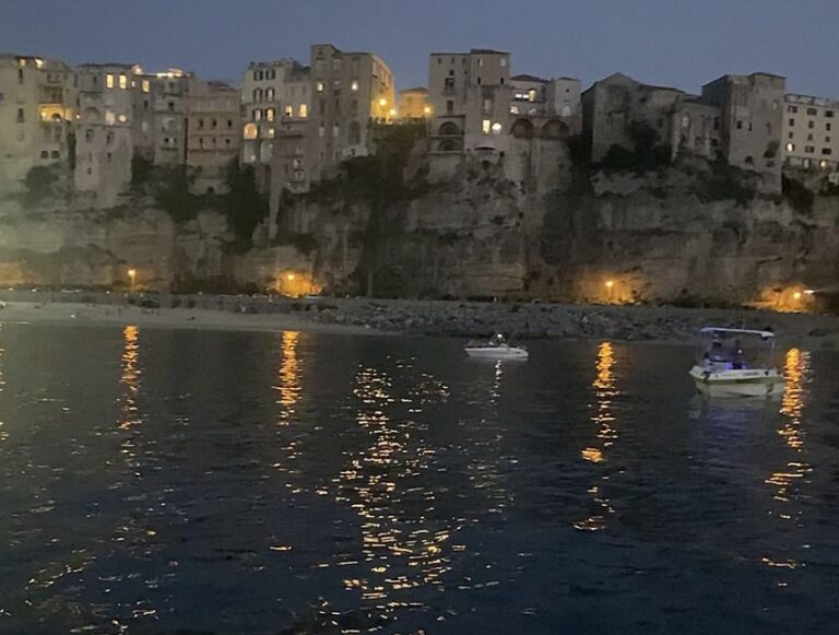 Tropea: Sunset Cruise to Capo Vaticano with Aperitif - Practical Details That Matter
