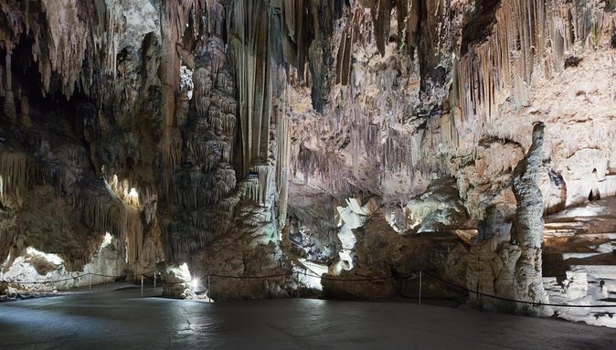 Tropical Coast with Caves of Nerja Private Tour from Granada - Exploring the Costa Tropical and Caves of Nerja: A Detailed Look