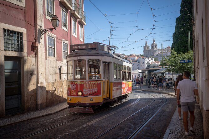 Tuk Tuk's Private Tourist Circuits in Lisbon - Detailed Breakdown of the Itinerary