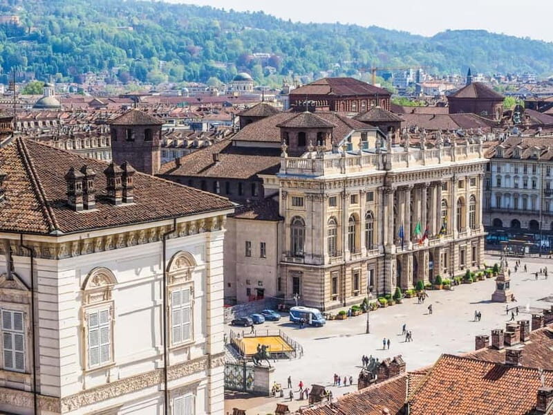Turin: 2-hour Best Intro Walking Tour with a Local - Detailed Breakdown of the Itinerary