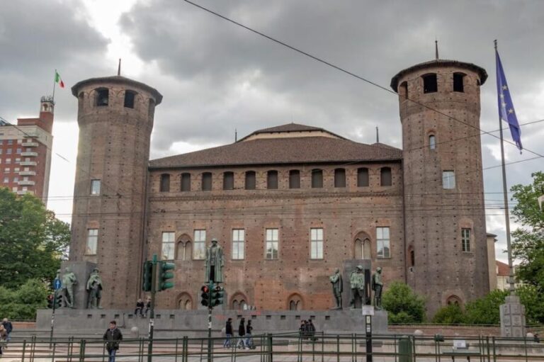 Turin: City Highlights Private Customised Walking Tour - What Makes This Tour Stand Out