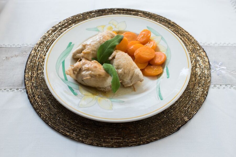 Turin: Market Tour & Lunch/Dinner at a Cesarina's Home - Who Will Love This Experience?