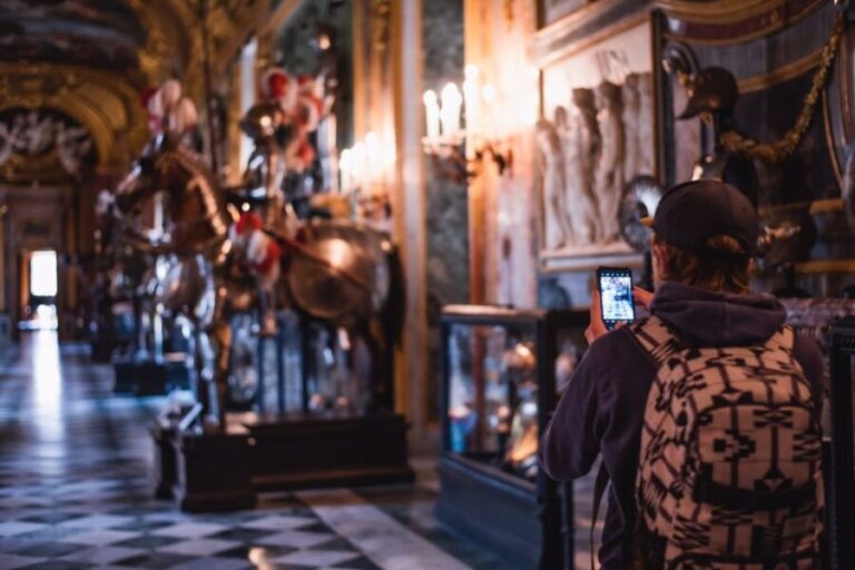 Turin: Savoy Royal Palace Small Group Guided Tour - Why This Tour Offers Good Value