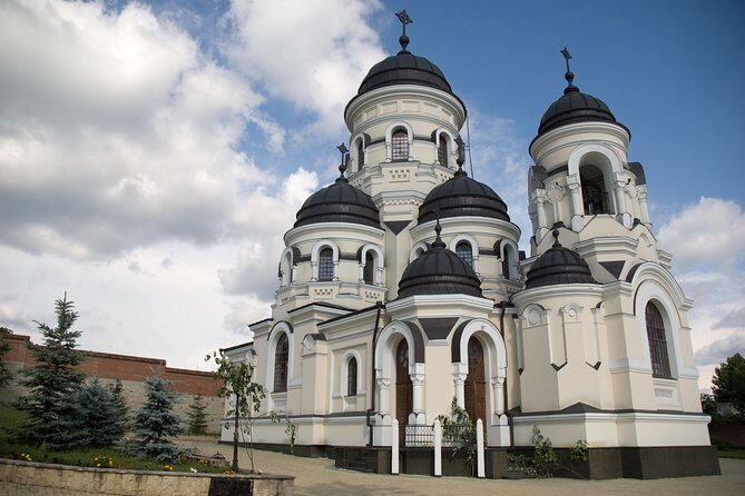 Two days trip to the Republic of Moldova from Iasi - The Practicalities and Value
