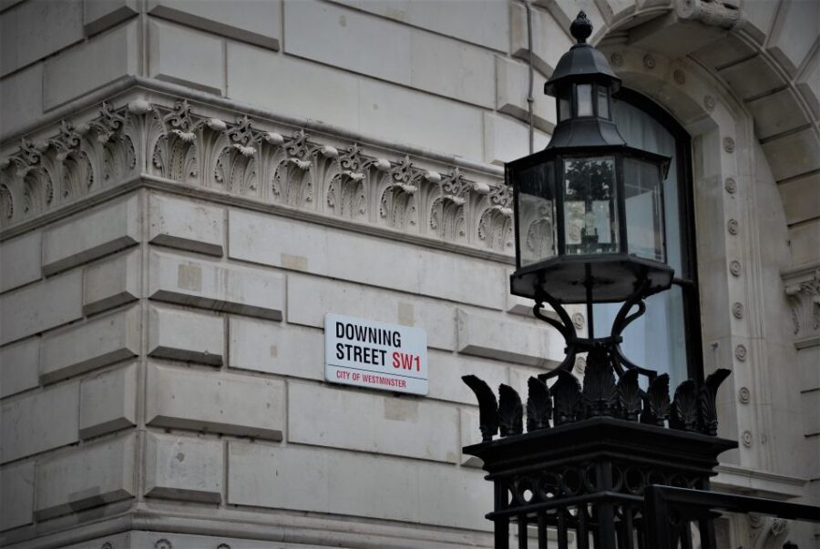 Ultimate Royal London, Thames River Boat Ride & Walking Tour - What You’ll Experience: A Step-by-Step Overview