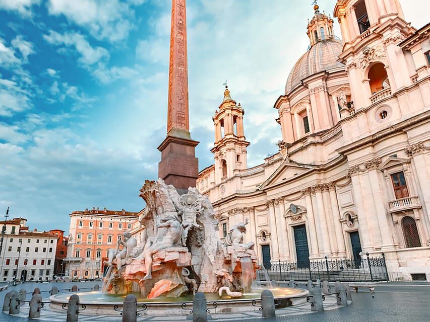 Unforgettable guided tour: Walking tour of Rome - Piazza Navona: Baroque Charm and Bustling Life