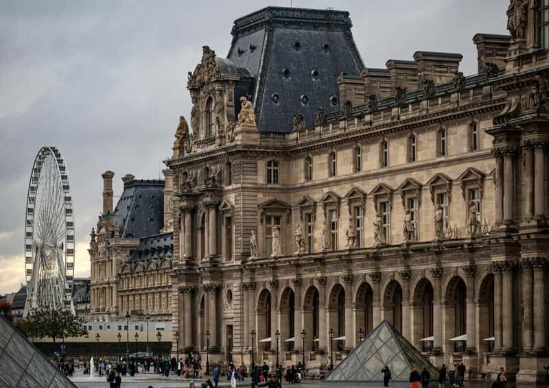Unknown Paris: Walking Tour with an Expert Guide - Analyzing the Itinerary