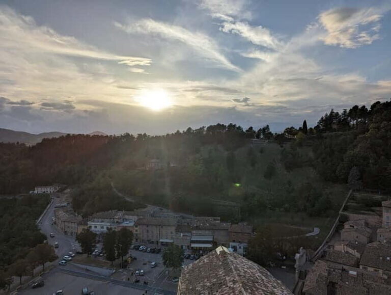 Urbino: Ducal Palace Guided Tour - Authentic Visitor Experiences