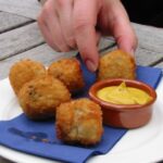 Utrecht - Food Tour: Try out 6 dutch bites - Exploring Utrecht’s Heritage and Cheese