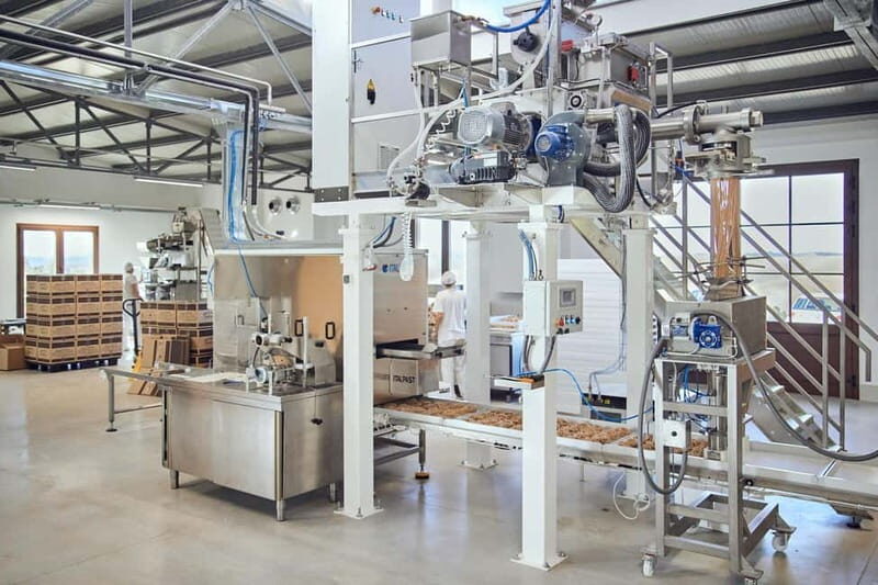 Val d'Orcia: Mill and Pasta Factory Tour with Tasting Lunch - The Scenic Setting & Views